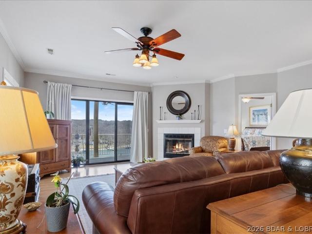 182 Bluff Boulevard 3A