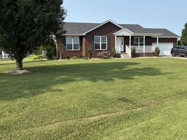 182 Grand Canyon Dr, Elizabethtown, KY 42701