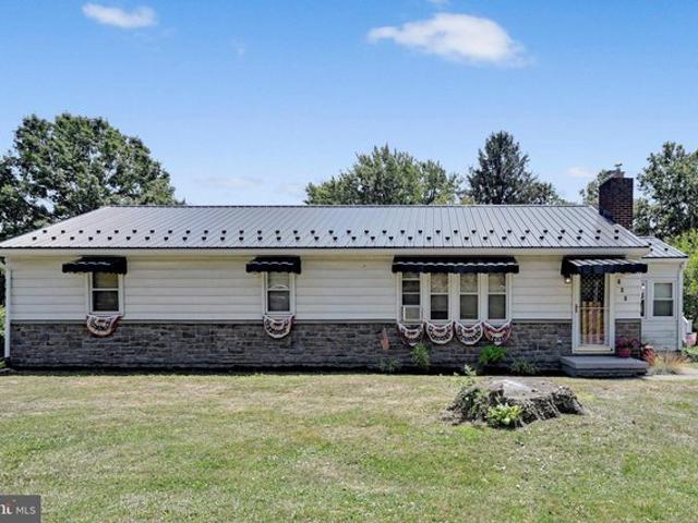 182 E Adamsdale Rd, Orwigsburg, PA 17961