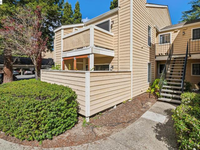 182 Eastridge Dr