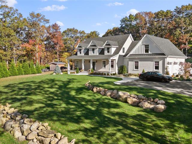 182 Farm Road E
