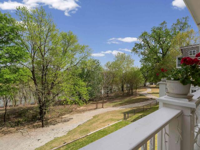 182 harbor isle cir