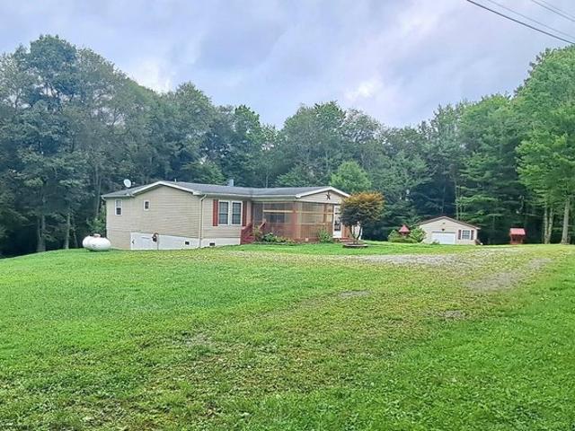 182 Hill Cir, Terra Alta, WV 26764