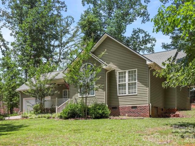 182 Hutchins Dr, Rutherfordton, NC 28139