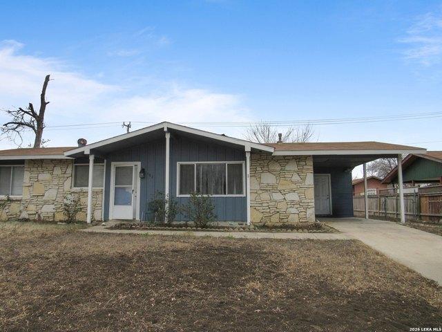 182 Moon Valley Dr, San Antonio, TX 78227