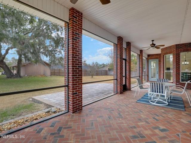 182 Malley Cove Ln, Fleming Island, FL 32003