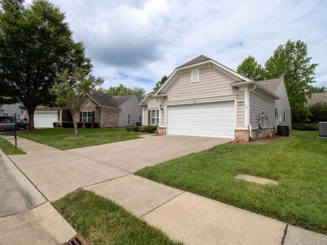 182 Navy Cir