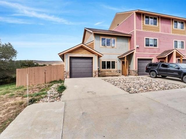 182 S 6th St, Hayden, CO 81639