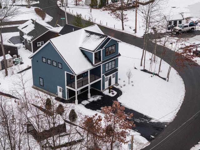 182 Shore Dr, Salem, NH 03079 | MLS #5071 | Compass