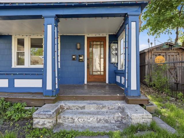 182 Peter Street