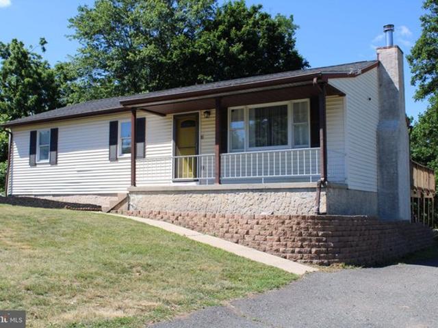 182 Rose Valley Rd, Pottstown, PA 19464