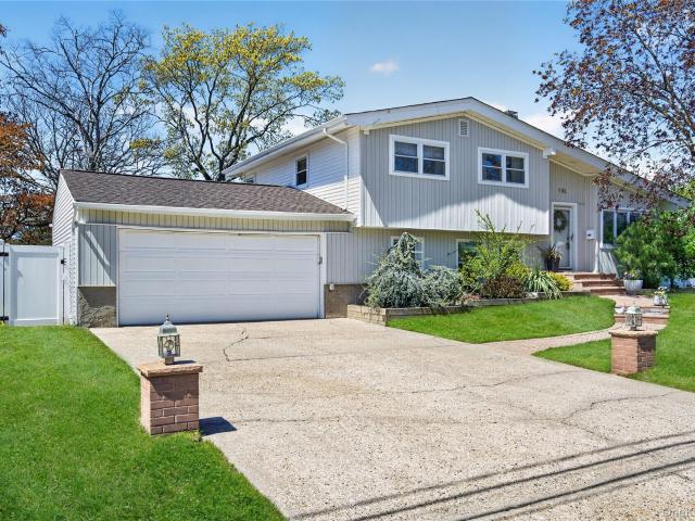 182 W 21st St, Deer Park, NY 11729 | MLS #991961 | Compass