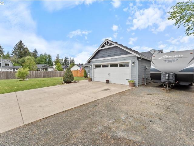 182 w christy ct