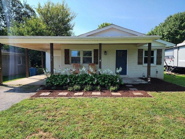 182 W Erskine Dr, Danville, KY 40422