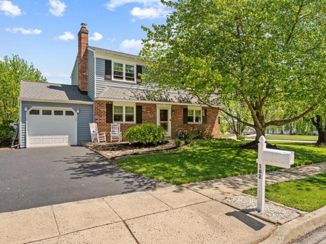 182 Wagon Wheel Rd, West Norriton, PA 19403