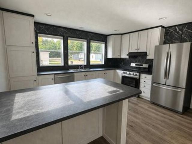 182 Thousand Oaks Rd Unit 182, Wisconsin Rapids, WI 54495