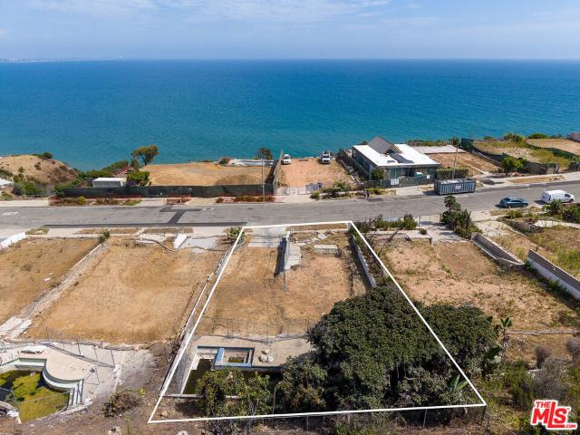 18341 Coastline Drive
