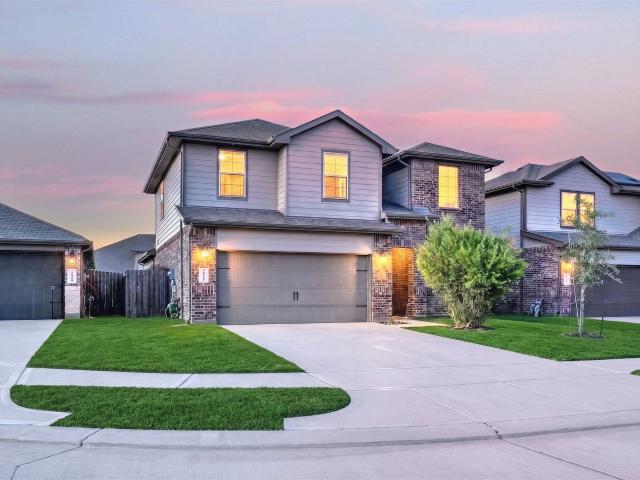 18342 Arcola Bay Lane
