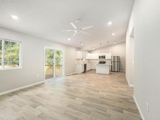 18342 Loganwood Trail