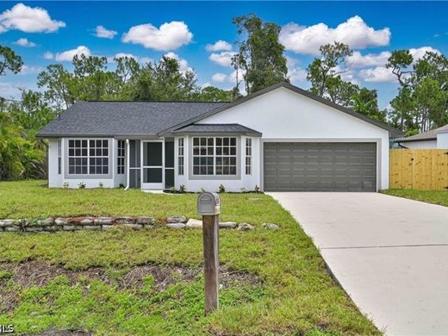 18347 Lee Rd, Fort Myers, FL 33967