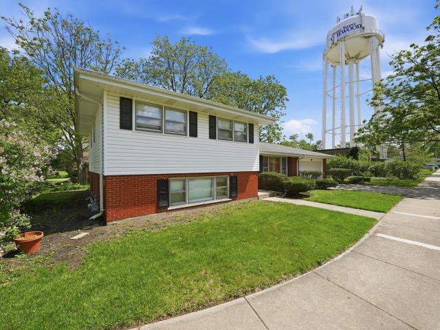 18345 Pierce Ave, Homewood, IL 60430 | MLS #12637