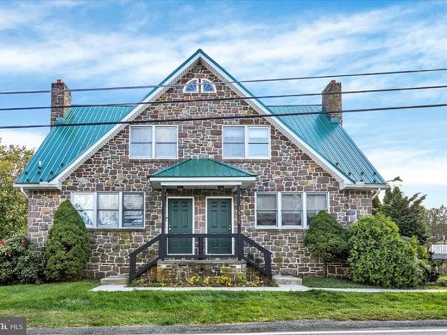 1834 and 1836 Old Lancaster Pike, Reading, PA 19608