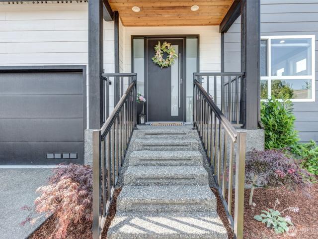 1834 Barrington Lane