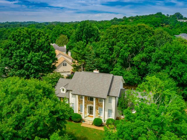 1834 Bay Pointe Drive