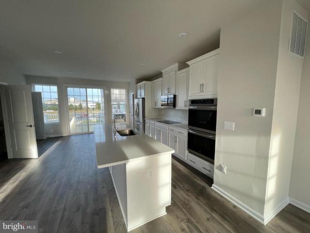 1834 Briscoe Lane