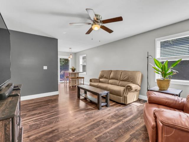 1834 highway 120