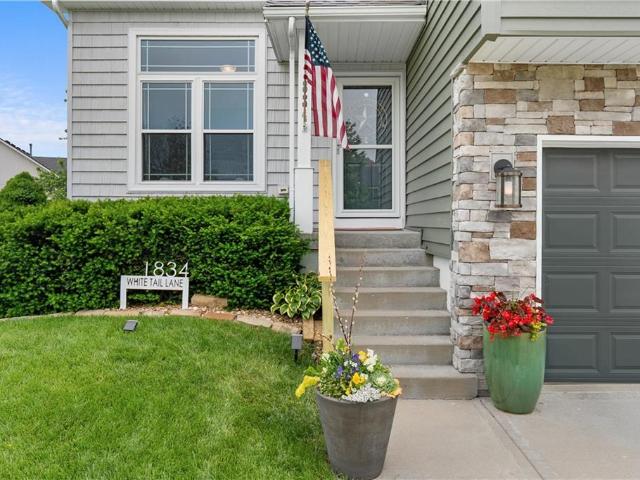 1834 White Tail Lane
