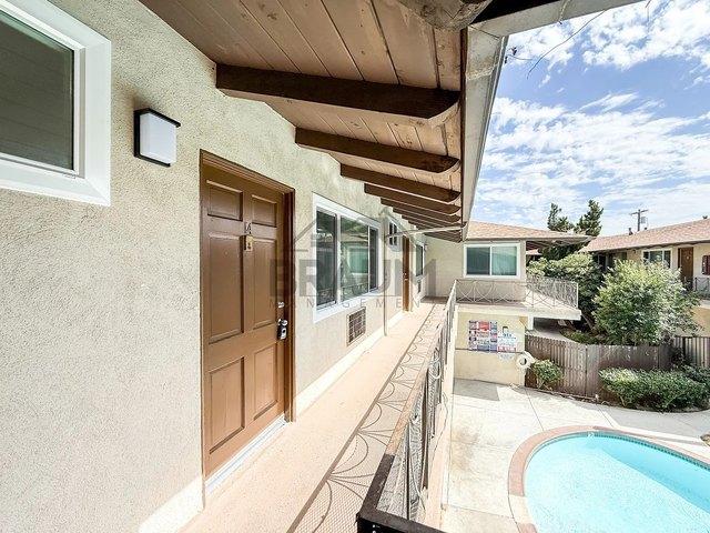 18350 Napa St, Northridge, CA 91325