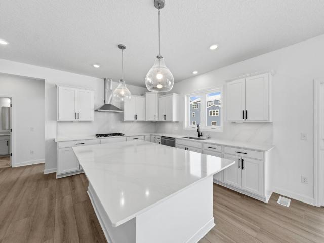 18356 Huntley Trail
