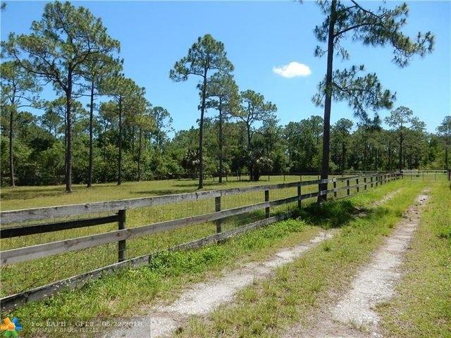 18358 th Trl N, Jupiter, FL 33478