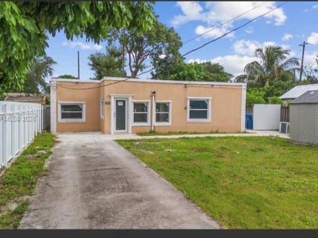 1835 NW 85th St, Miami, FL 33147