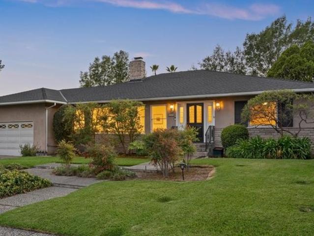 1835 Anita Crest Dr, Arcadia, CA 91006