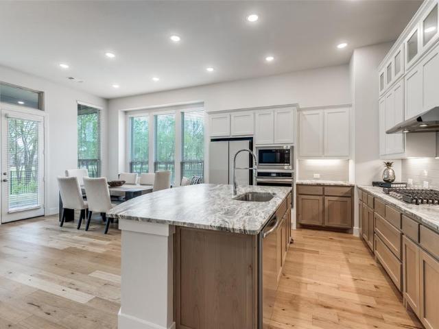 1835 Bell Court