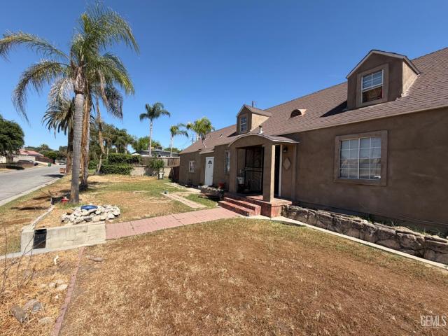 1835 Corrientes Street