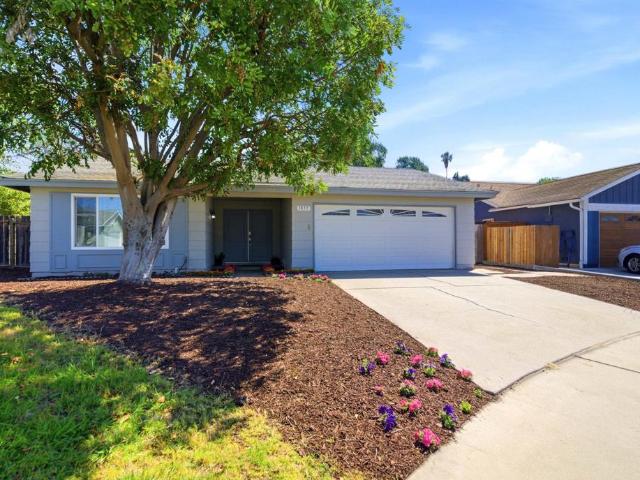 1835 Debra Ln, Vista, CA 92084 | Compass