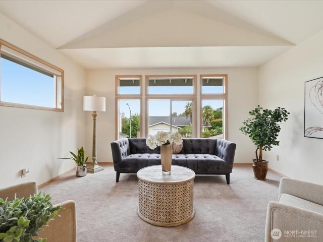 1835 S 251st Place