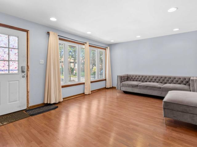1835 W 34th Street