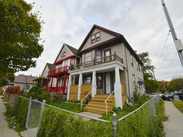 1835 W Burnham St, Milwaukee, WI 53204