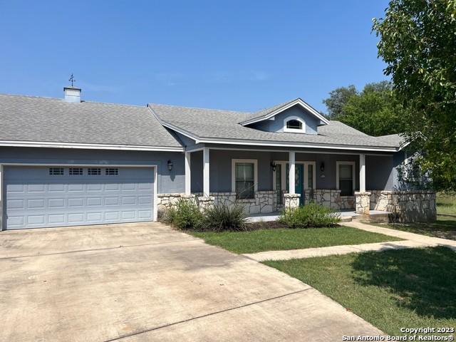 1835 White Tail Ln