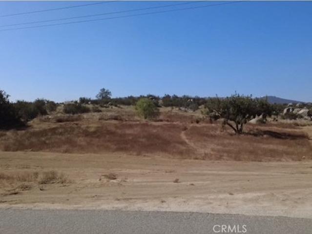 18365 Idaleona Rd, Perris, CA 92570