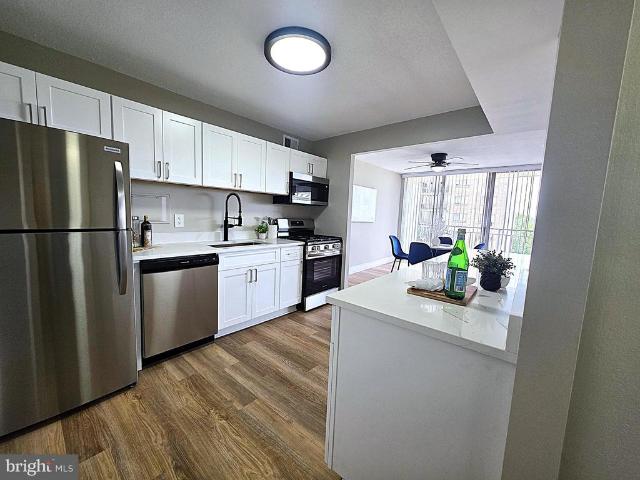 1836 Metzerott Road # 706