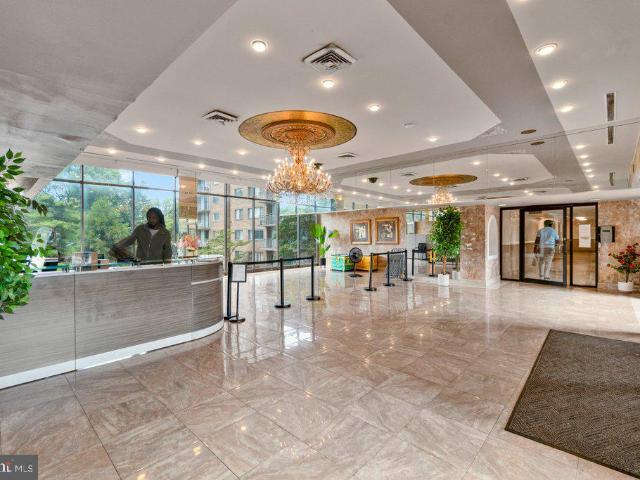 1836 Metzerott Road # 905