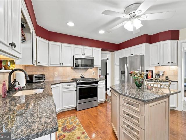 1836 Mifflin Drive