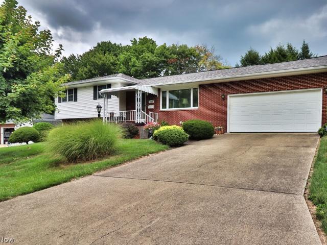 1836 Bayberry Lane