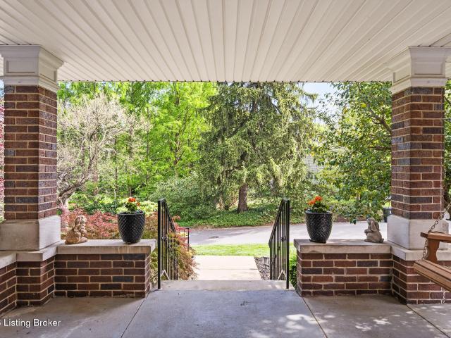 1836 Lauderdale Rd
