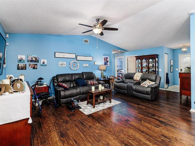 1836 Prairie Dunes Cir N, Lakeland, FL 33810 | MLS #L4955 | Compass